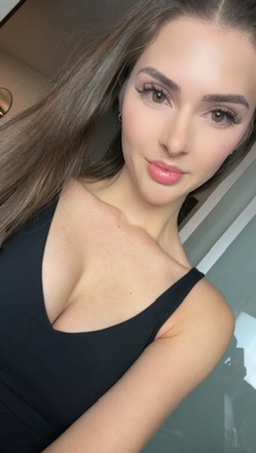 Thiccameron Creator, Social Media Links | Hypehub